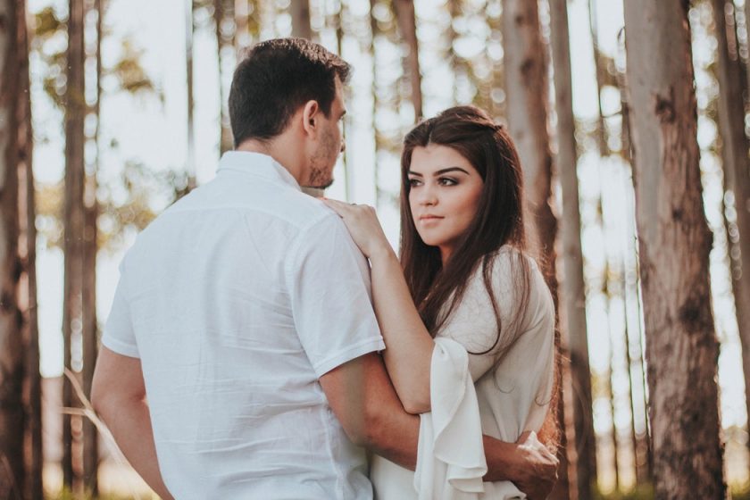 Il est amoureux de moi mais il fuit, pourquoi