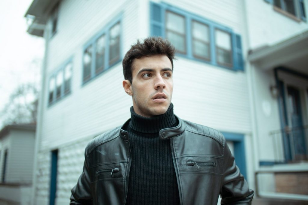 Mythe de l'homme alpha : comment devenir un mâle alpha charismatique