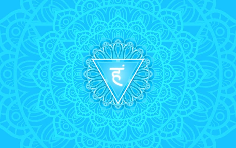 Chakra de la Gorge : 6 Techniques pour ouvrir votre Vishuddha et ...
