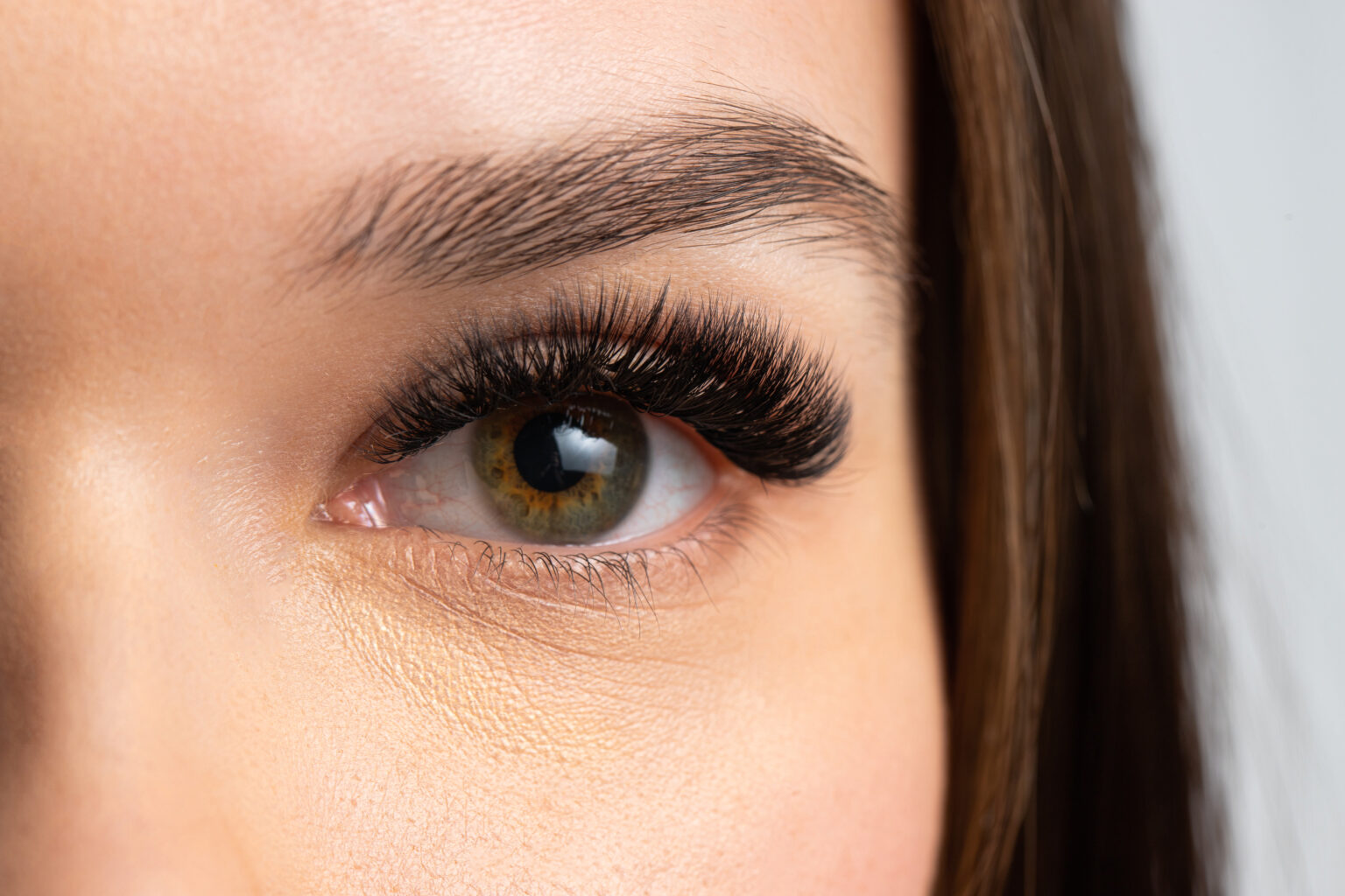 Extensions cils à cils : comment maximiser le volume