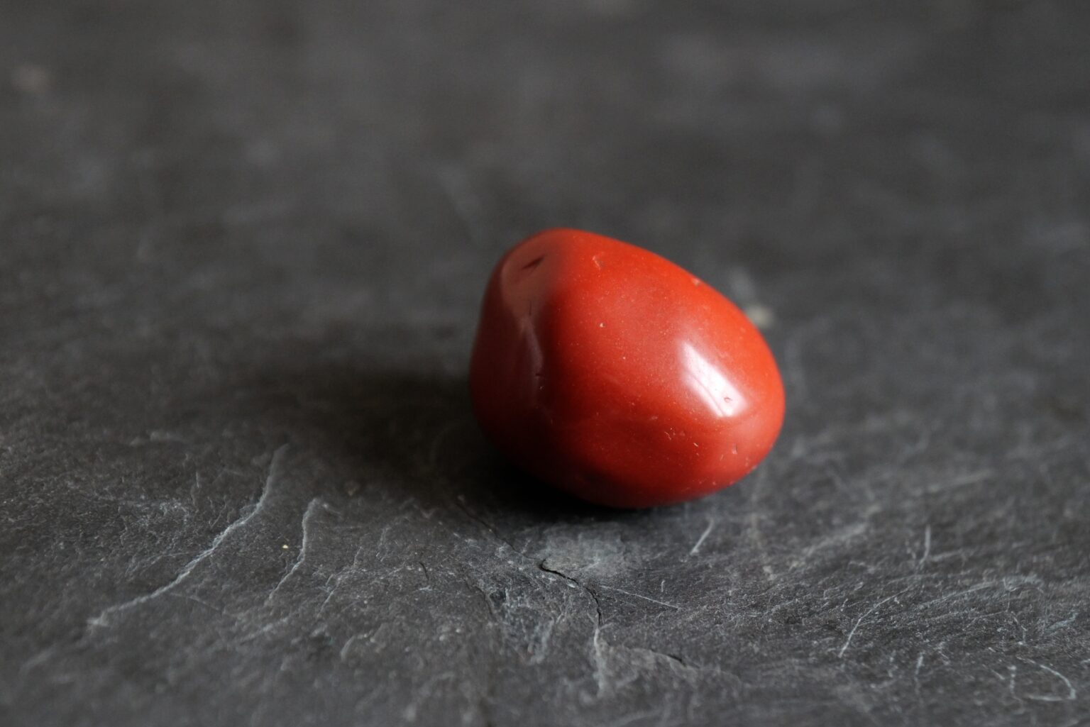 Quelle est la signification spirituelle de la pierre rouge en ...