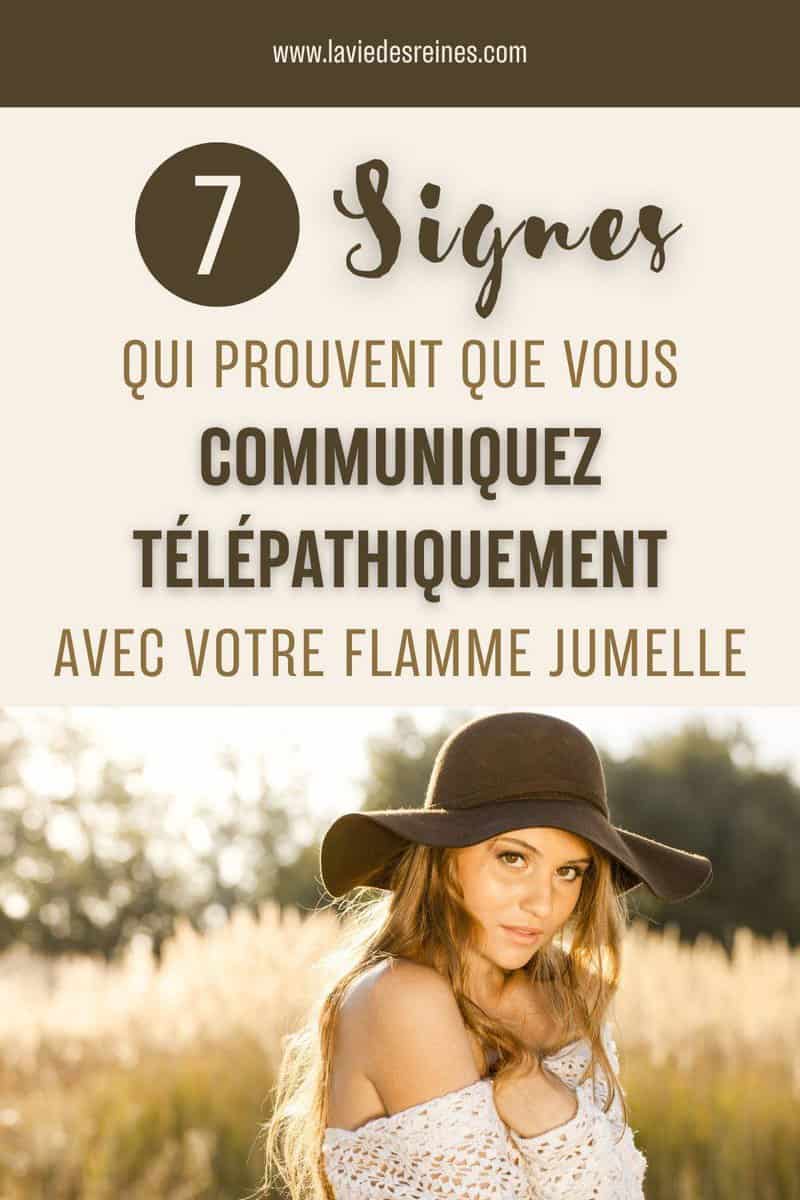 7 Signes qui prouvent que vous communiquez télépathiquement avec votre flamme jumelle