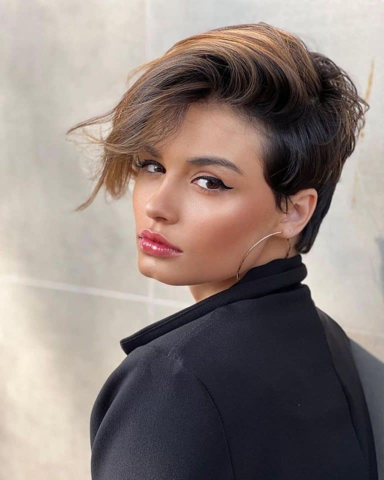 Pixie cut : 22 Coupes pixie pour les femmes sophistiquées et tendance