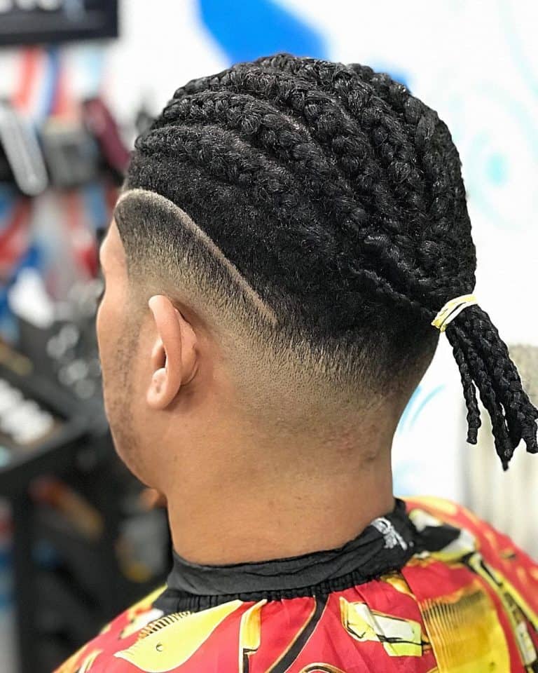 28 Idées de tresses pour les hommes confiants et tendance