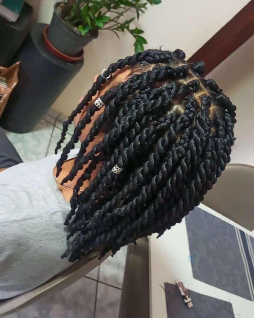 28 Idées de tresses pour les hommes confiants et tendance