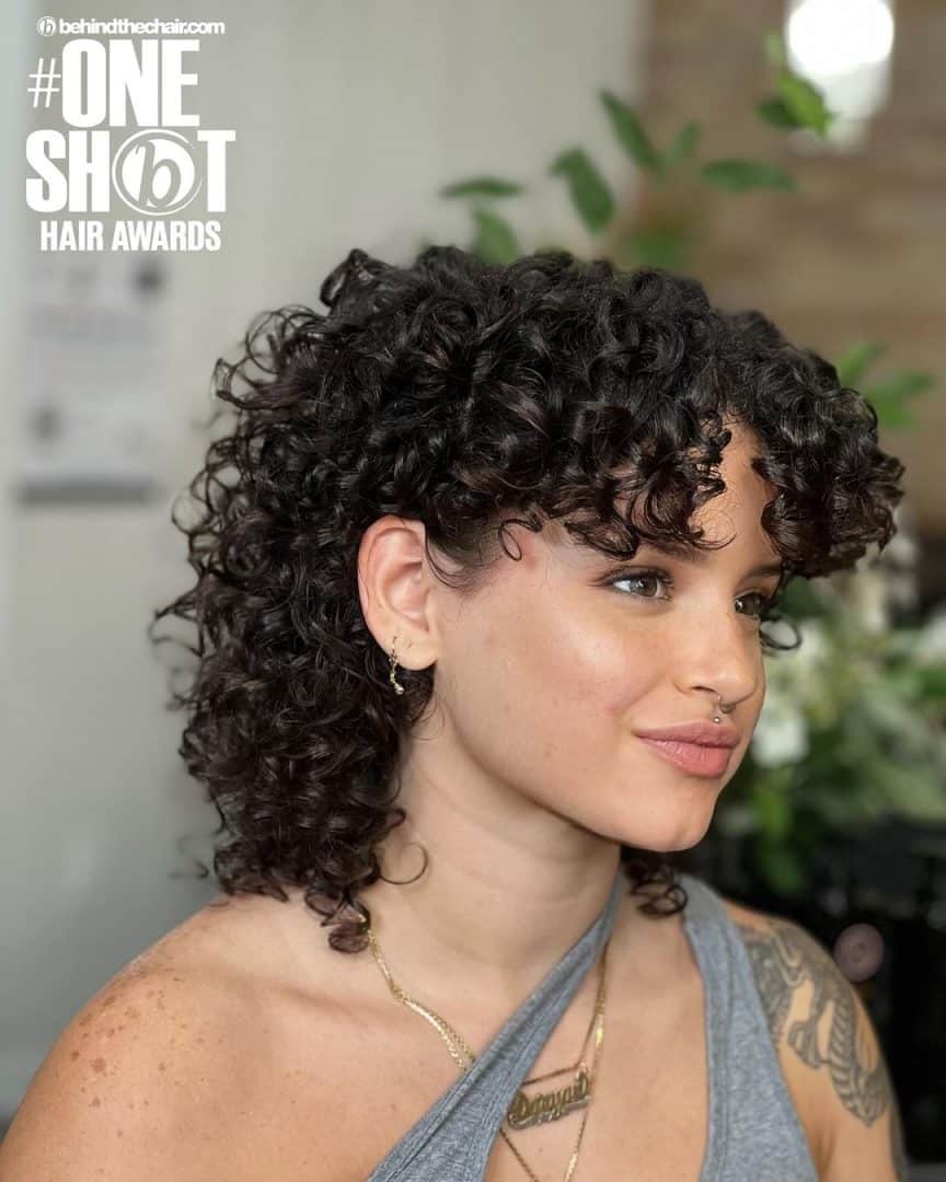 Coupe mulet moderne : 20 Coiffures tendance pour un look frais et stylé