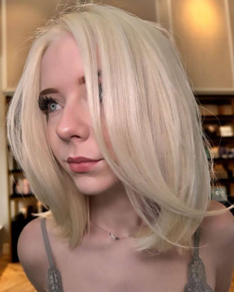 Blond platine : 30 Idées de couleur pour un look chic et élégant