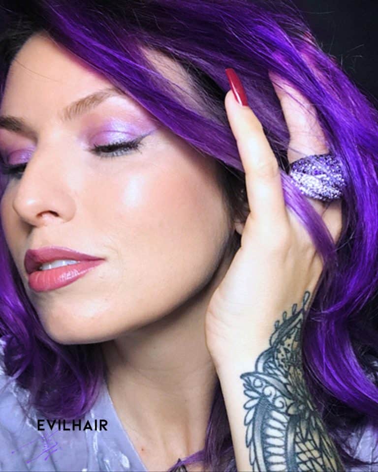 Couleur violette : 25 Coiffures pour t'aider à choisir la nuance ...